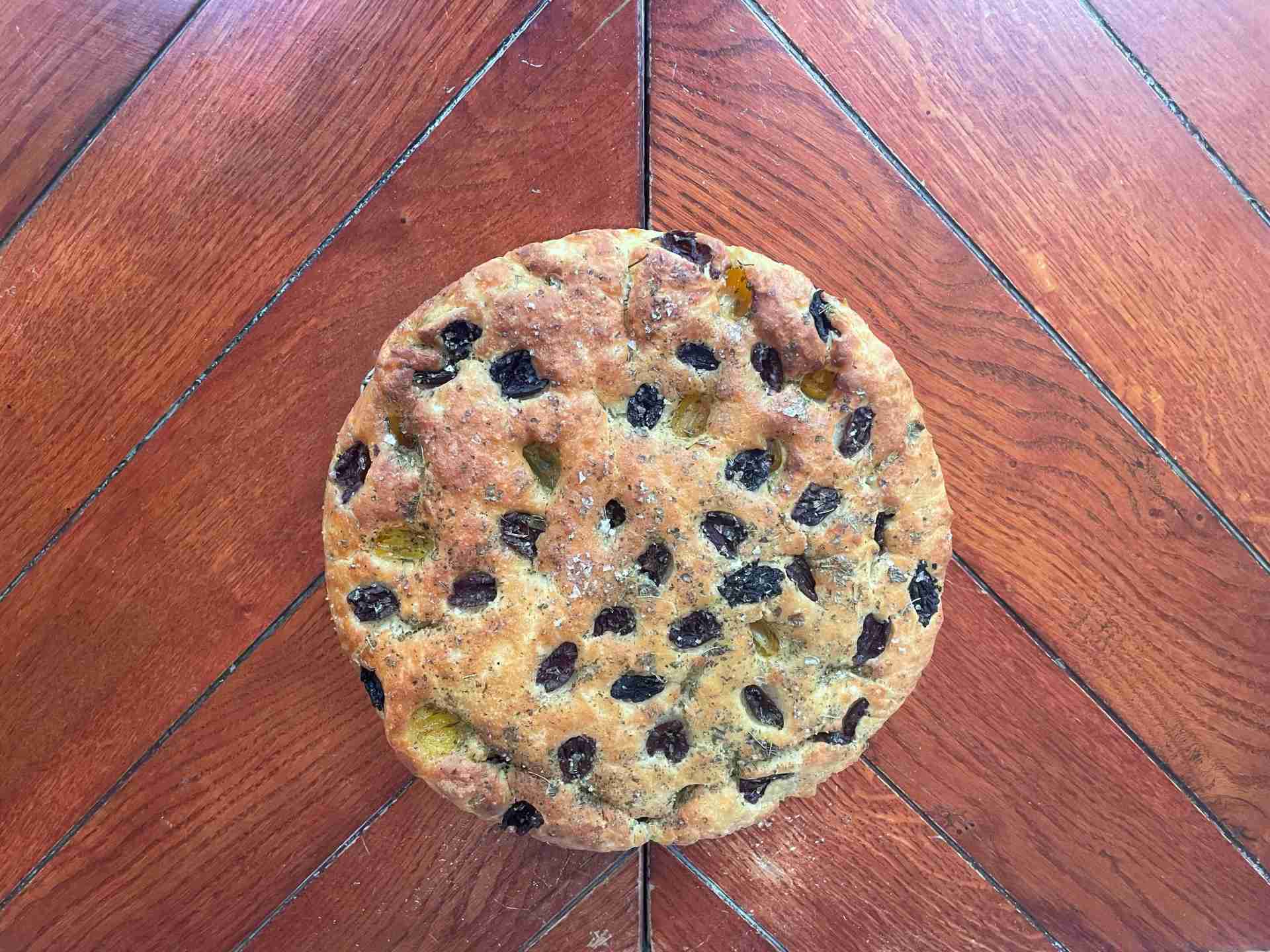Cast-Iron Fougasse des Fêtes (holiday Fougasse) with Kumquats & Olives ...